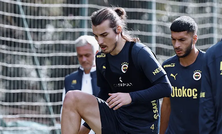 Çağlar Söyüncü Back in Action as Fenerbahçe Prepares for Beşiktaş Derby ...